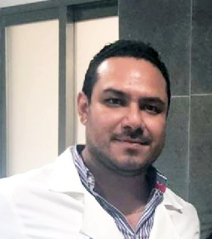 Dr. Ismael Garcia Blanco - especialista en Cirugia Dental e Implantologia